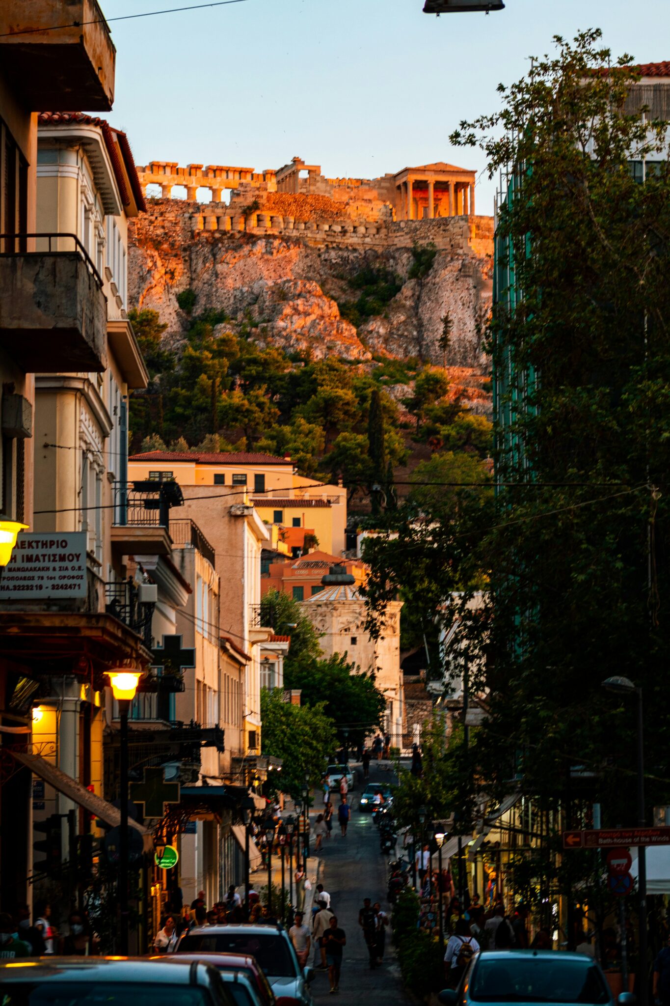 Walking in Athens: The Best Way to Explore the Historic Heart of the ...